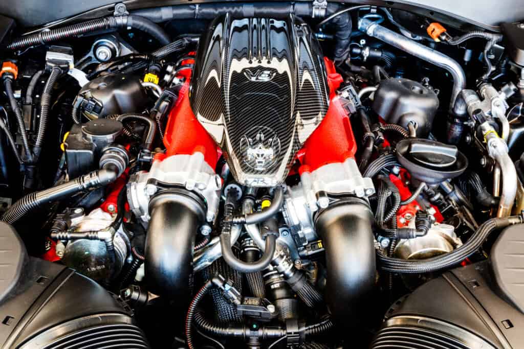 Understanding The Differences In V6 And V8 Engines
